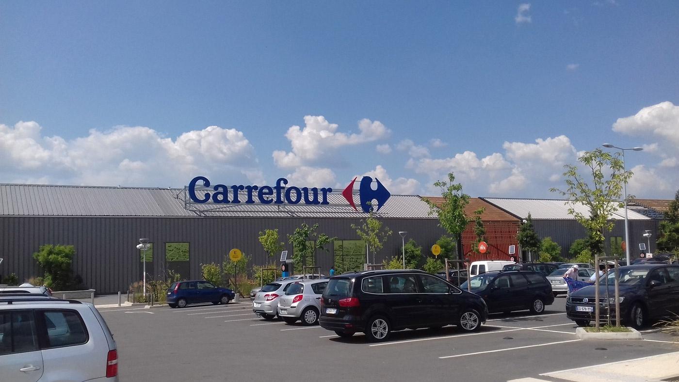 Location stand éphémère à Carrefour Bourges