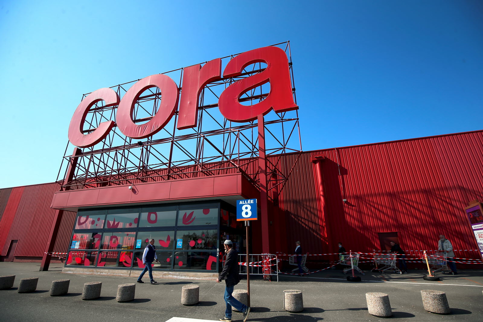 Location stand éphémère au Cora Montbéliard